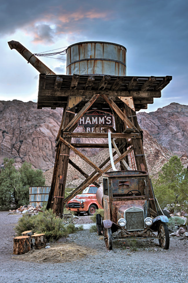 Kendall Reeves: Pictures that Evoke Old-Time Feelings (PHOTO GALLERY ...