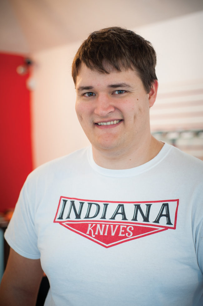Indiana Knives: A Little Shop For Pocketknife Enthusiasts - Bloom Magazine