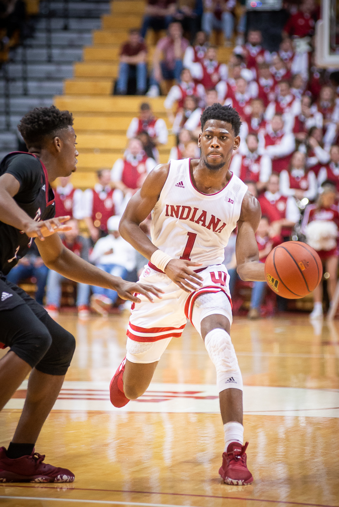 Hoosiers Dominant in 100-62 Win Over Troy (PHOTO GALLERY) - Bloom Magazine
